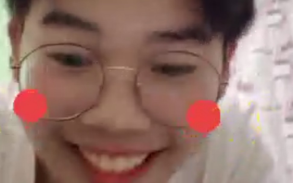 震惊!逮虾户!3高考生考试结束后竟在国家旅游景点上演飙车大赛。