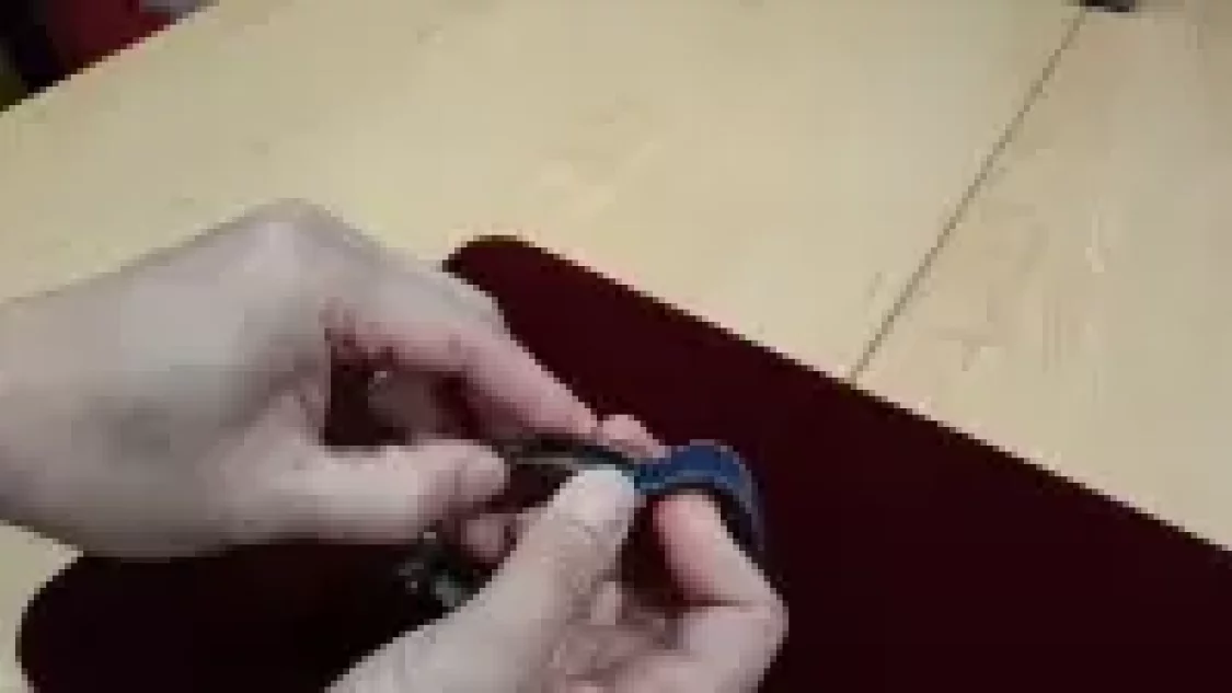 皮表带款式佩戴