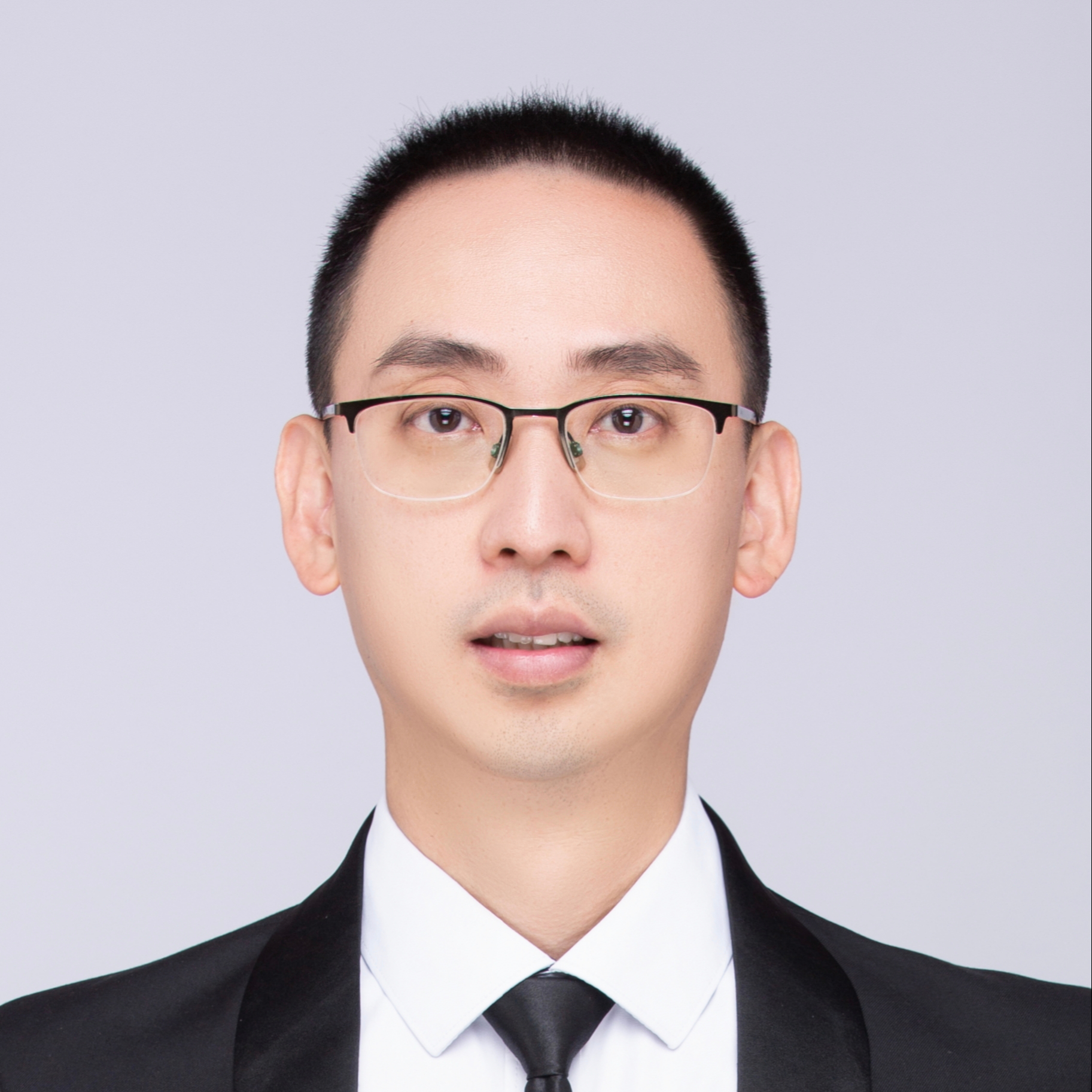 胃外科主任黄颖鹏 