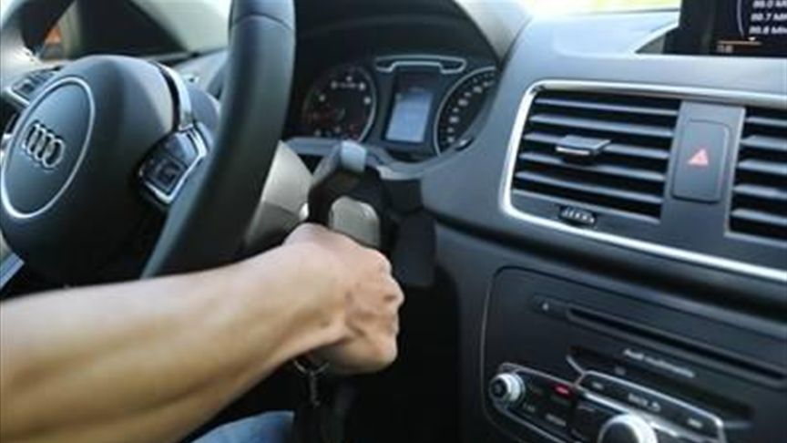 手动挡挂挡有响声正常吗?这回找到原因,检查2方面问题