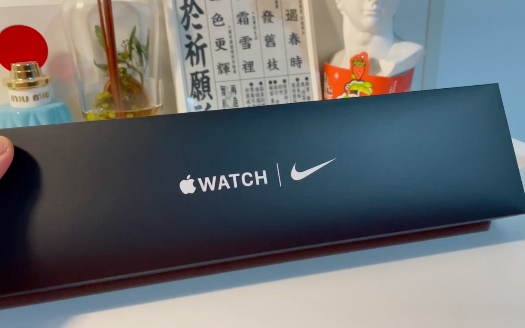 苹果手表Apple watch SE开箱-和Nike合作这款好好看!