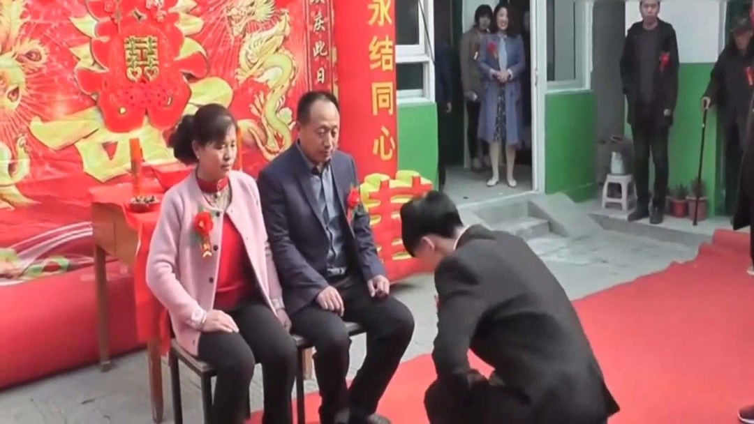 山东的农村婚礼,这些动作有什么寓意,第一次见!