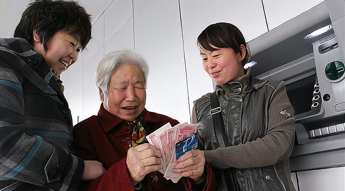 农民工进城该如何缴社保?都来看看,否则少领一大笔养老金!