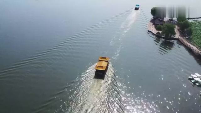 游济南大明湖,用大疆御2无人机的智能跟随追船,看看...