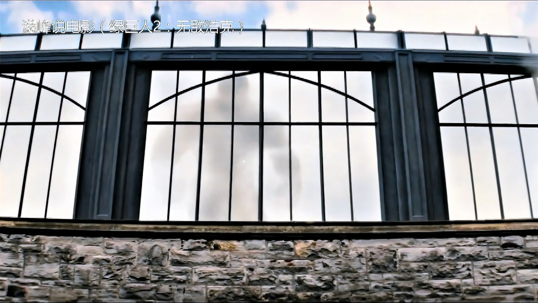 《绿巨人2:无敌浩克》:遭遇辐射变为绿色大块头,身份面临抉择