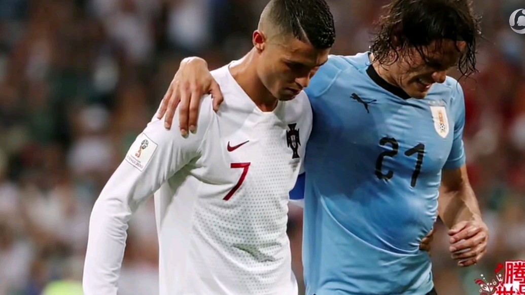 世界杯淘汰赛乌拉圭2比1淘汰葡萄牙,卡瓦尼独中两元。致此梅罗双双...