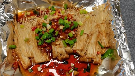 锡纸金针菇这么做,好吃易做,一学就会,比肉还香,太费米饭。
