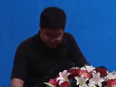 最牛老师爆笑毕业致辞系列2之河南大学老师