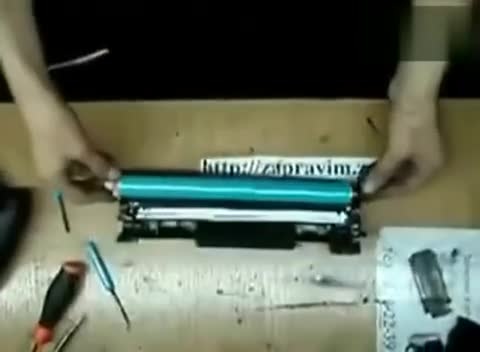 惠普78A,HP78A,惠普1566,惠普1606打印机硒鼓加粉和拆装教学 视频