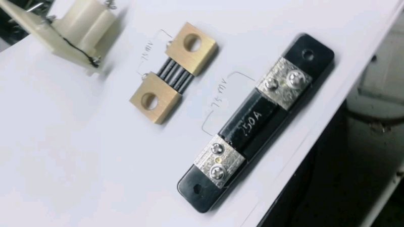 直流分流器冷知识分享,3A直流表改装至300A分流器上用