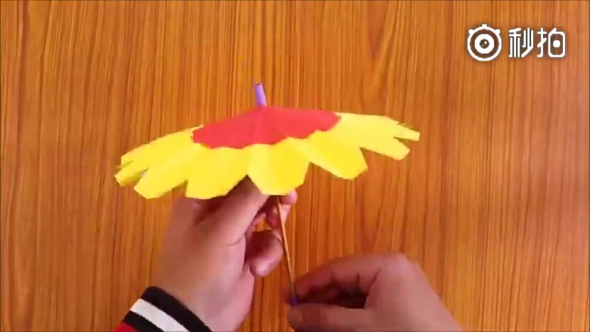 手把手教你折纸伞,可以打开或关闭