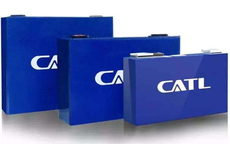 宁德时代锂电池焊接贴胶机如何工作的?这款设备如何设计出来?