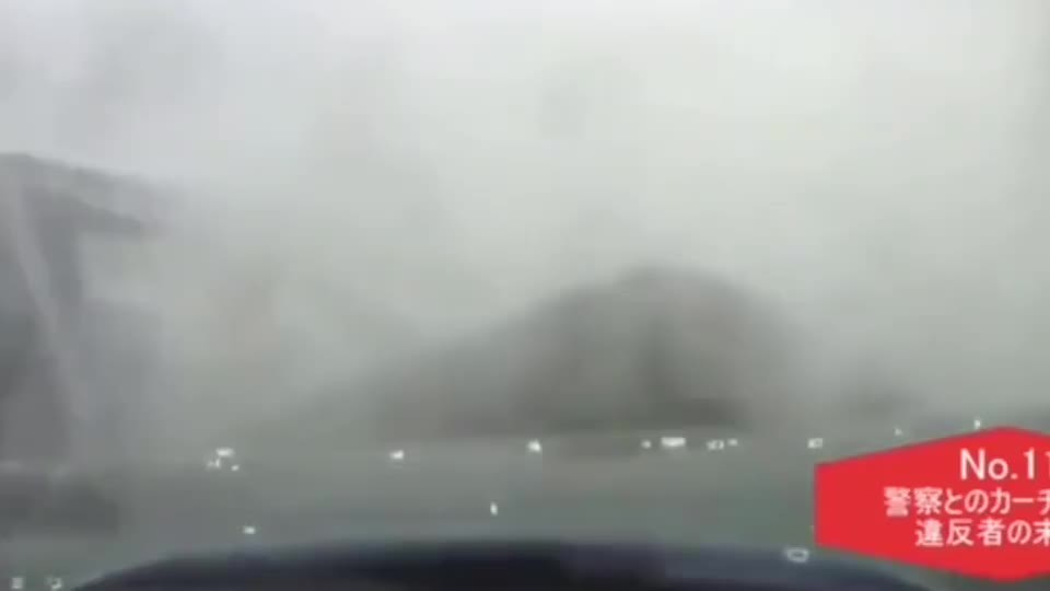 行车记录高清拍摄惨烈车祸, 车祸猛于虎啊,请谨慎驾驶