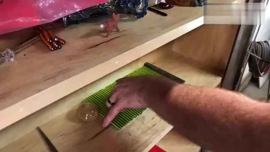 玻璃制作工艺,过程很震撼,强迫症的又犯了!