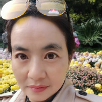 看见阳光的秋秋 