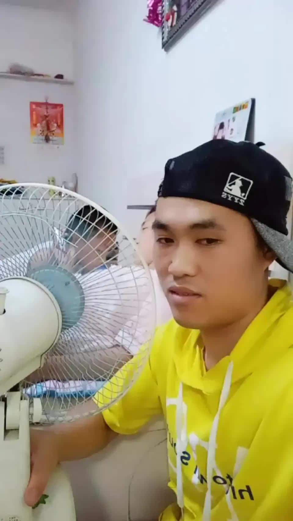 家里风扇摇头功能坏了,无奈媳妇让我这么做?