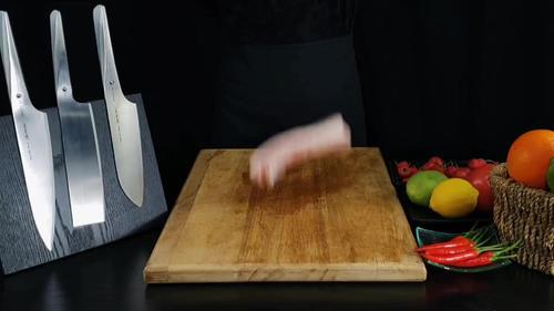 感受厨房烹饪艺术感--保时捷刀具