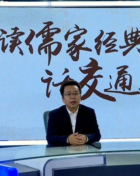 ...#守法知礼平安行# 农忙时节,乡镇农村道路上低速载货汽车、三轮...