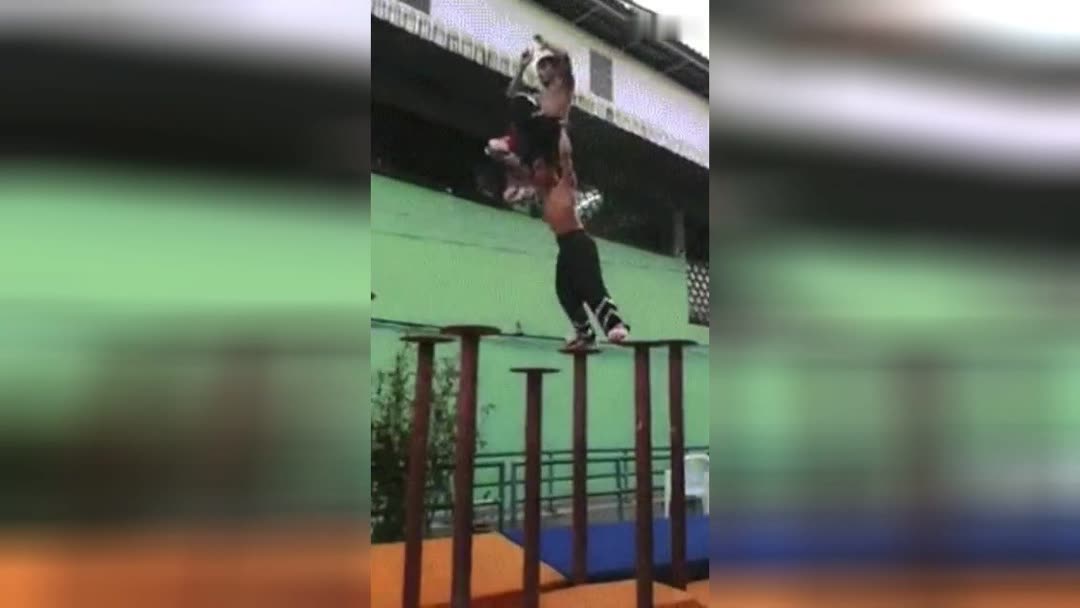 舞狮的内部结构, 这才是真功夫!