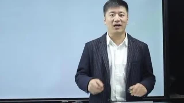 张雪峰:能不能进入传媒行业,能不能当网红,跟你学的专业关系不大