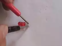 10.用万用表检测电路中的发光二极管
