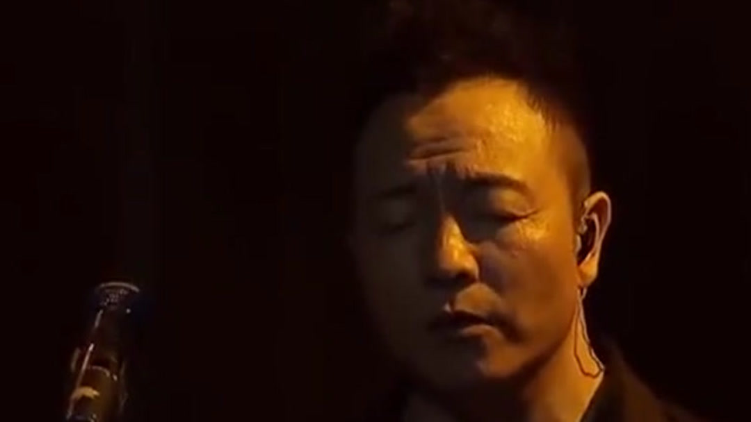 许巍的演唱会现场,他代表了中国摇滚最顶尖的水准!