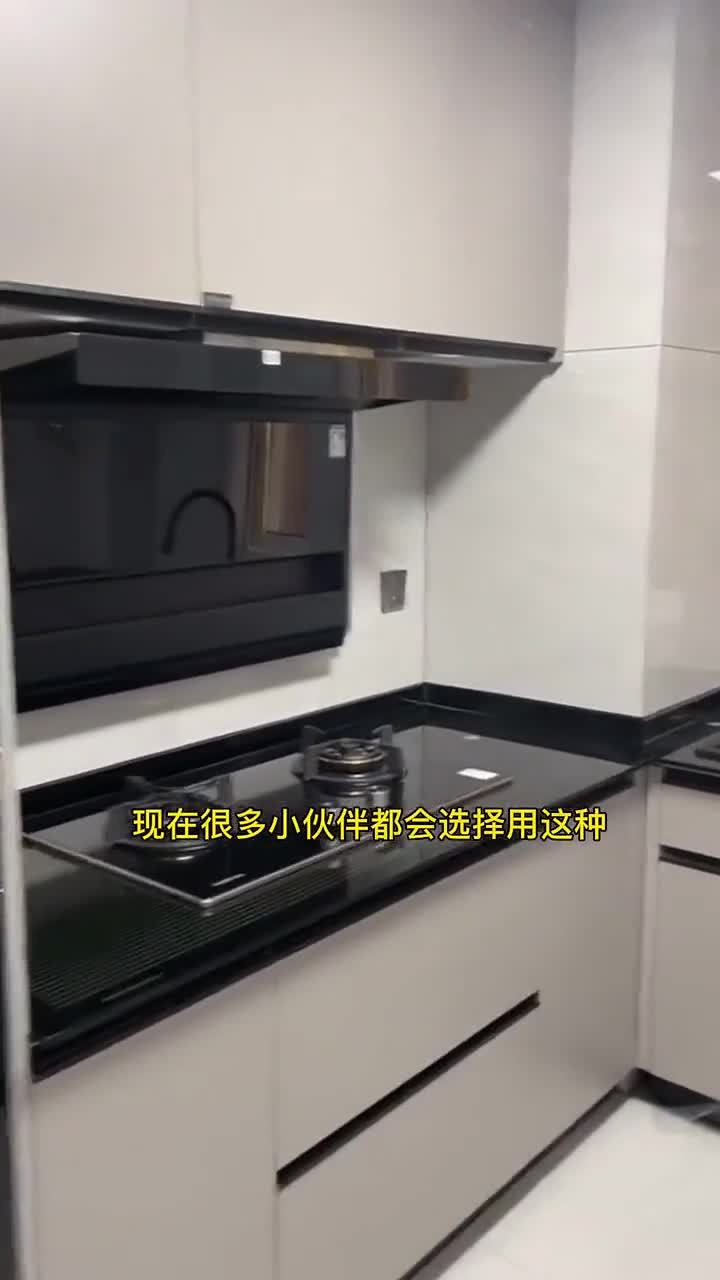 厨房装修整体厨房你家橱柜门选的什么