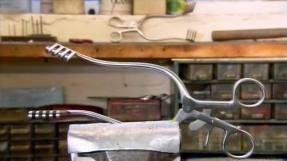 国外的手术器械太复杂,生产过程在精良,也不能往肚子里放!