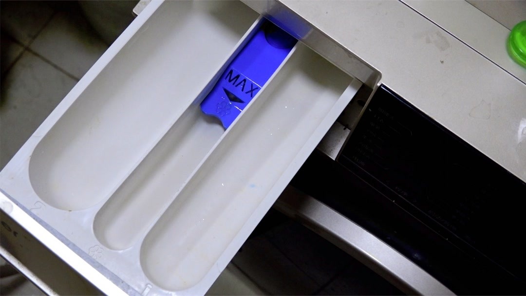 用了这么多年洗衣机,今天才知道洗涤盒的每个格子都是干嘛的