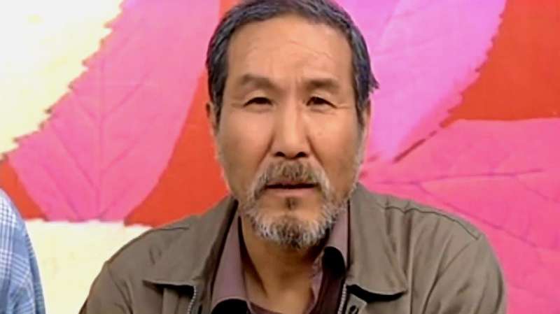 无处藏身:杨兵在饭店吃饭,却在电视上看到家人在呼唤自己