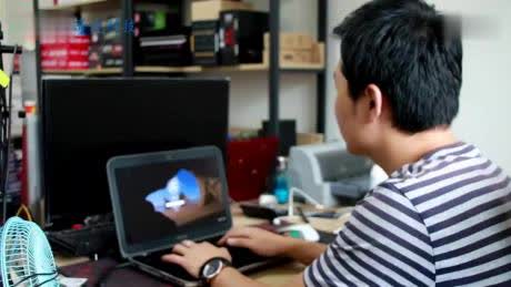 电脑开机密码忘了怎么办,小伙教你一分钟解除开机密码