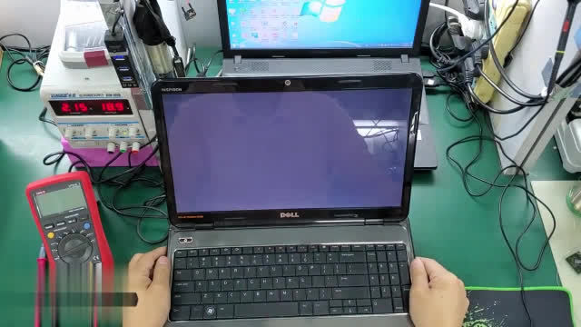 DELL笔记本不显示,换2个显卡都装不上显卡驱动,为啥