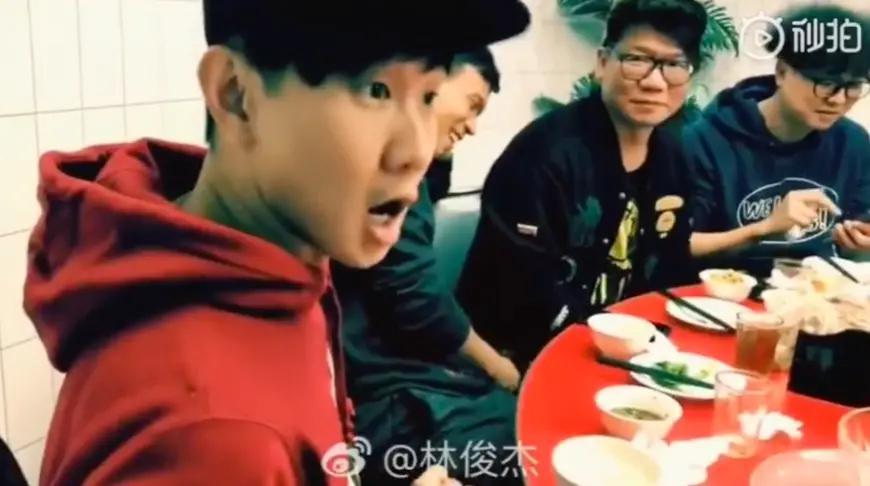 林俊杰胡彦斌张靓颖吃火锅,JJ模仿张学友唱胡彦斌的歌