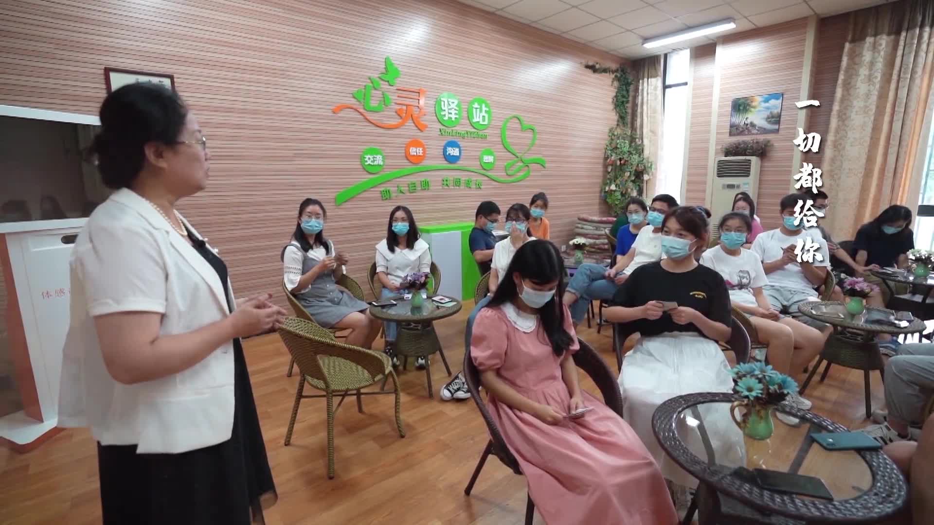 来吧!为“出彩河南人”2021最美教师候选人点赞!