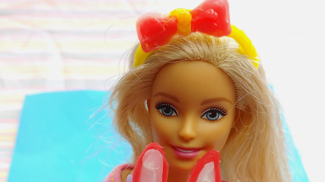 用3d打印笔给芭比娃娃做漂亮的发卡,做法简单,创意手工DIY