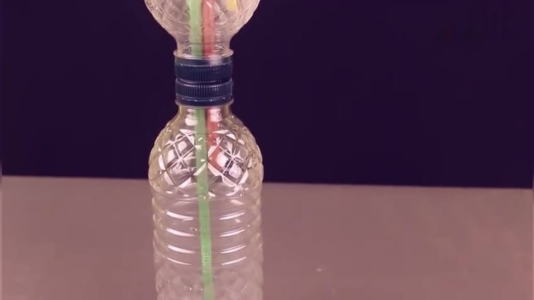 牛人自制循环水喷泉,看了3遍我愣是没看明白,太神奇了