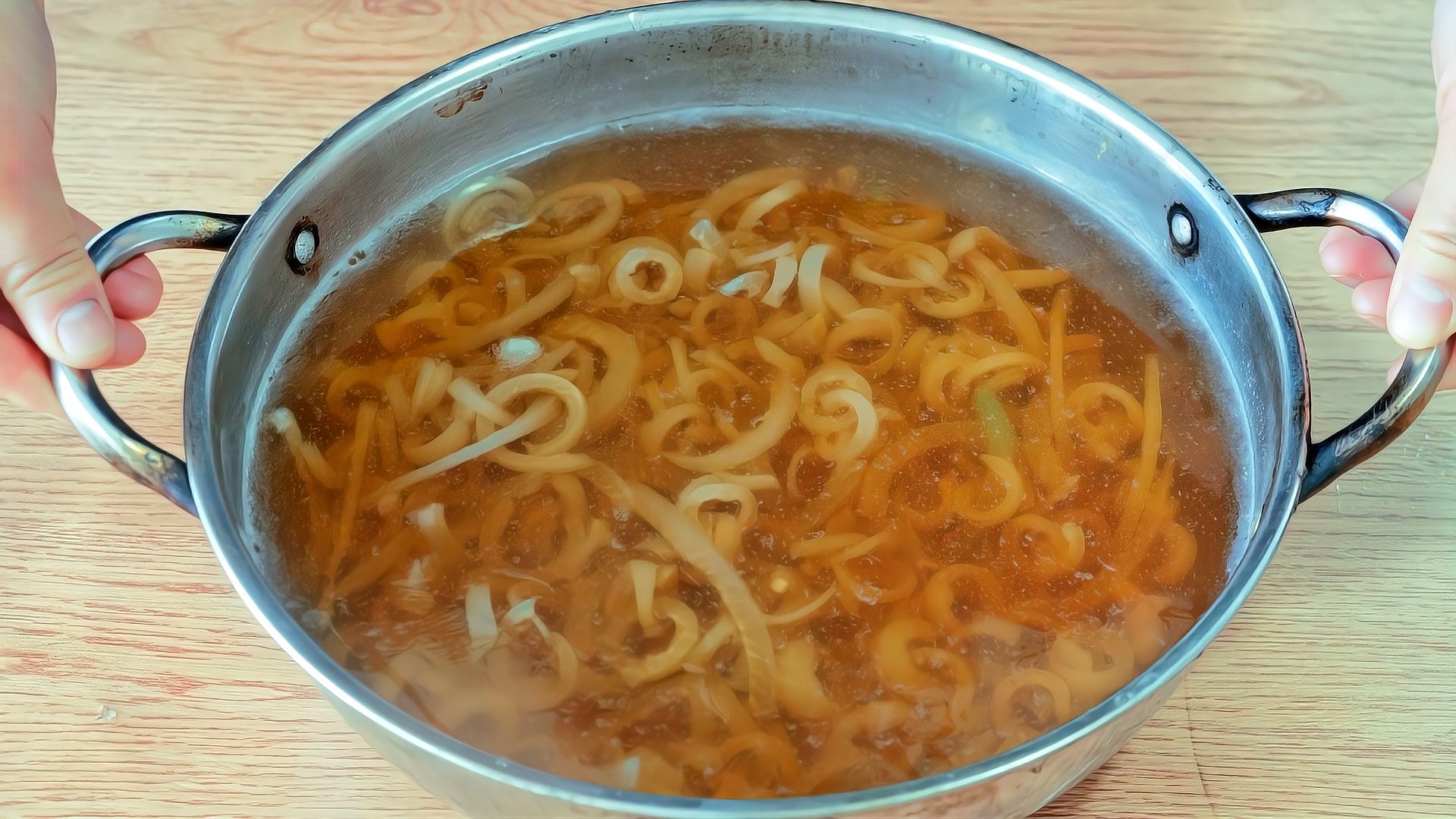 做猪皮冻,千万不要直接煮,教你1招,皮冻Q弹劲道,鲜香无腥味