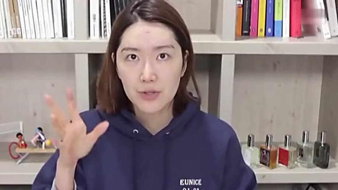 脸部护理步骤视频 完美的脸部的正确洗脸步骤护理