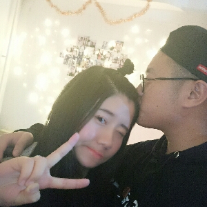 这是一个饭团团 