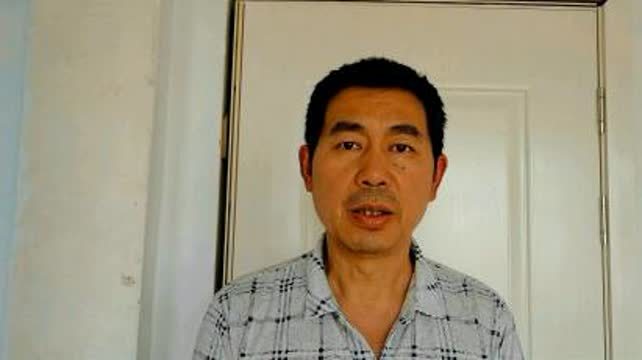 台阶套木门安装细节,从正面打钉子固定门套,.