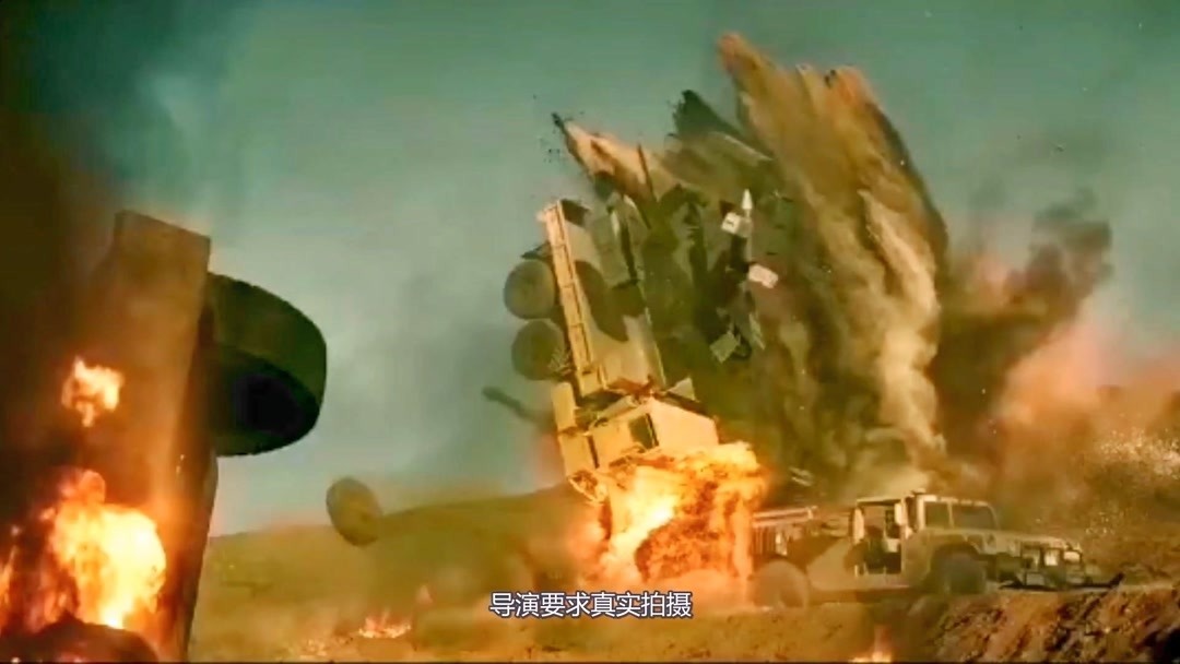 《红海行动》电影冷知识,剧中动用了真实枪械,霍思燕探班获角色