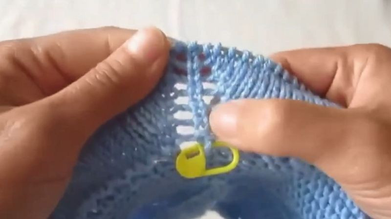 编织教程(一):简单的叶子开衫毛衣的简单织法,宝妈必学技能哦