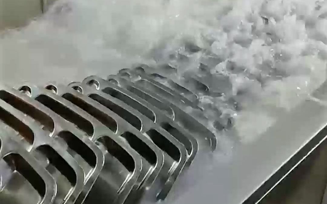 万人就餐带自动除渣功能的康太大型洗碗机