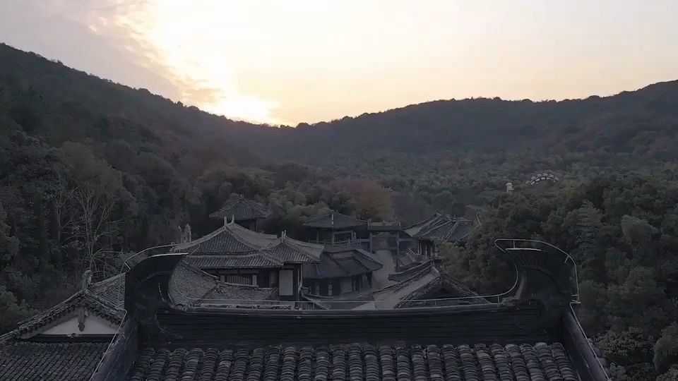 补一个水墨转场素材