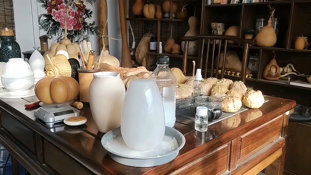 新年第一个视频,范制葫芦硅胶模具制作