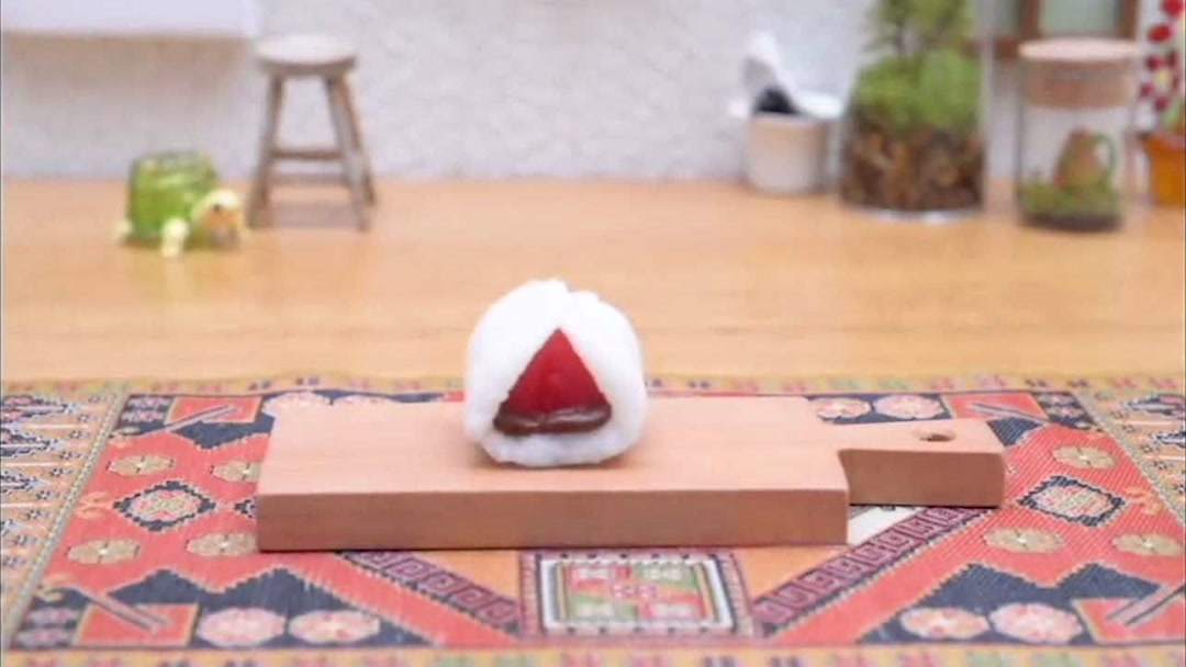 实景定格动画 微型厨具如何制作出美味的水果夹心寿司