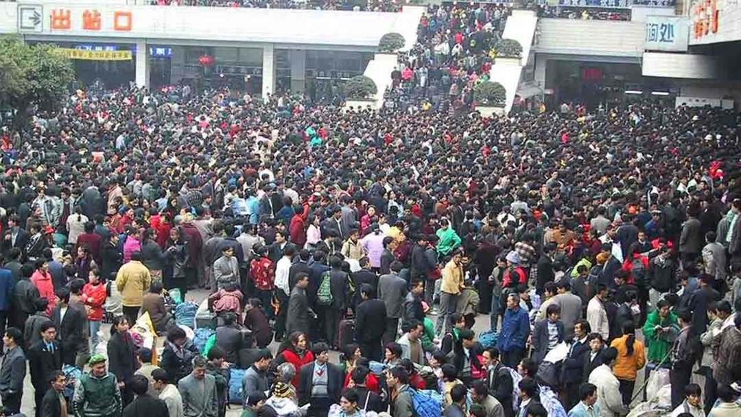 印度人口即将赶超中国,为啥不计划生育?看完哭笑不得!