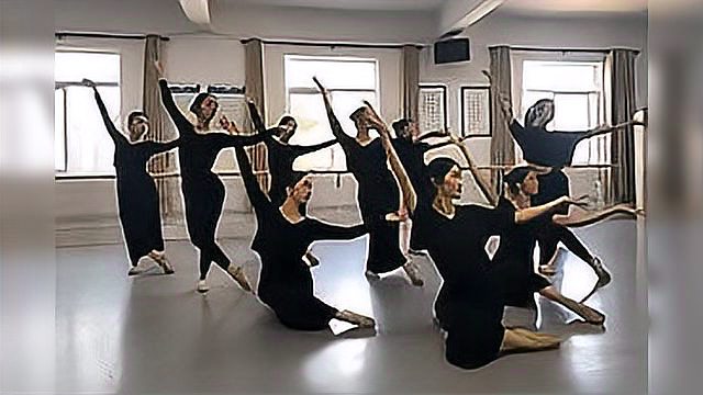 舞蹈系学生就业之路是怎样的?好找工作吗?