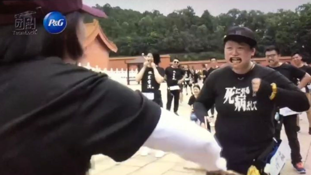 开启新型团建 作为经验丰富的HR活动策划核心人员,这次周年庆活动我...