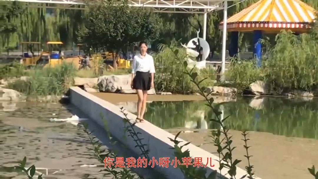 原人原唱《小苹果》歌词太伤感,歌声婉转优美